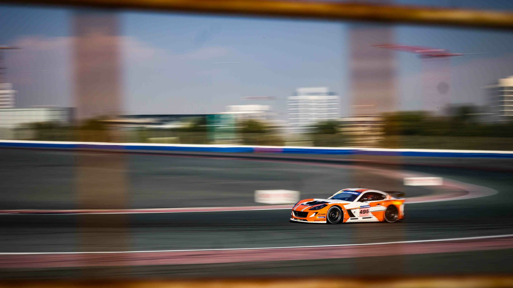 Dinamic GT Porsche Leads Michelin 24H DUBAI At Half-Distance